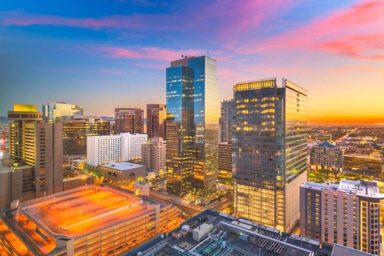 Moving to Arizona: Complete Moving Guide 2025